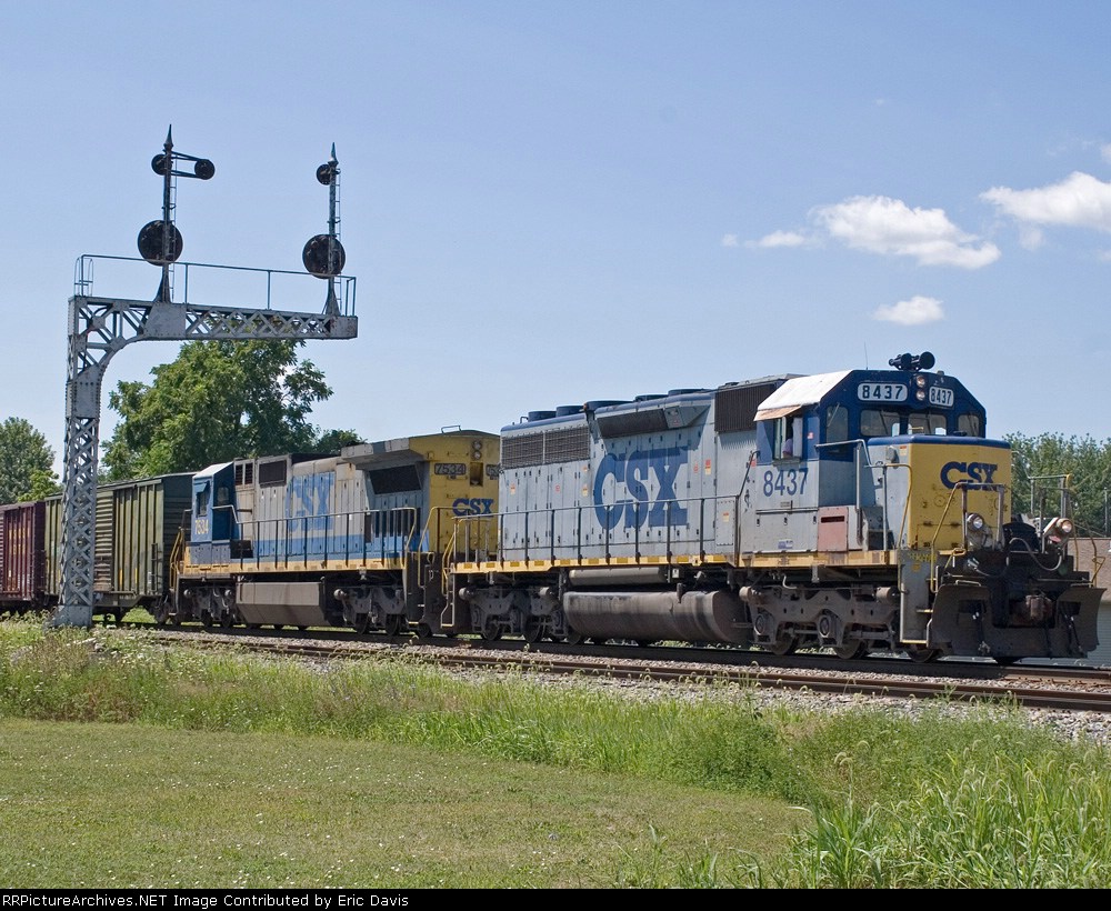 CSX 8437 Q500